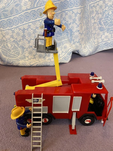FIREMAN SAM FRICTION Jupiter Fire Engine With Articulated Sam & Penny ...