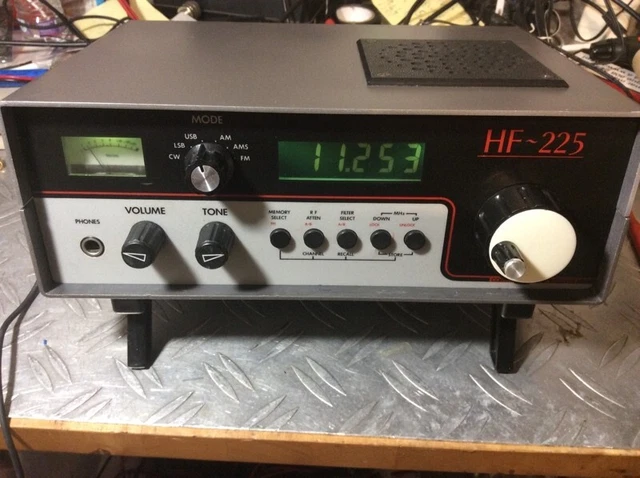 LOWE HF-225 RECEIVER with FM options EUR 280,00 - PicClick IT