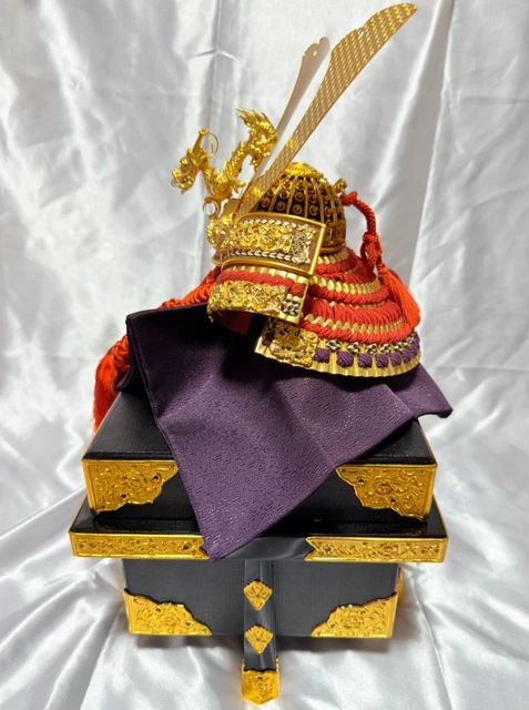R709A08JAPANESE KABUTO SAMURAI Helmet Display Gold Armor with Stand Box ...