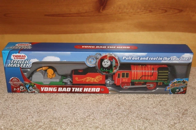 THOMAS TRACKMASTER YONG BAO THE HERO Motorized Train Fisher Price Big ...