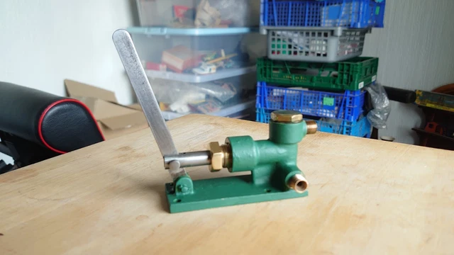 LIVE STEAM STUART Turner Babcock Boiler hand force feed Model Pump £73. ...