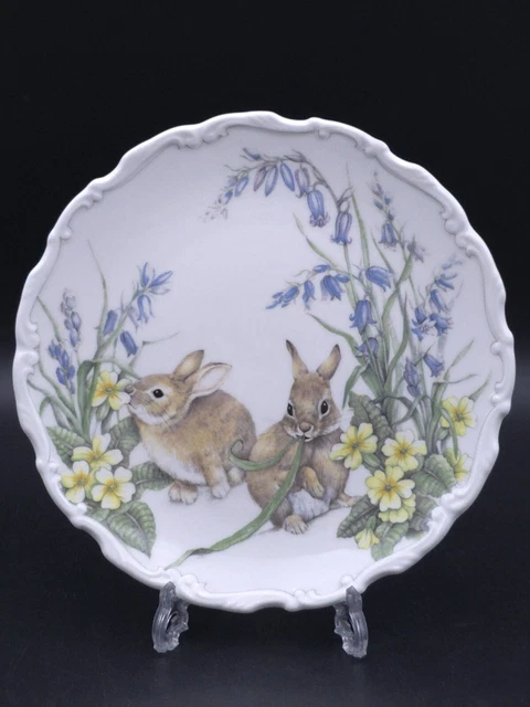 ROYAL ALBERT THE Country Walk Collection Spring Capers Decorative Plate ...
