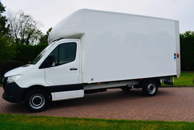2023 MERCEDES-BENZ SPRINTER 315 Auto Luton With XL TailLift (A/C L3 ...
