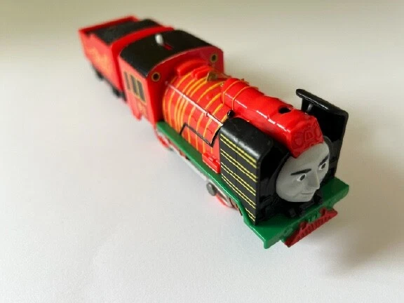 THOMAS & FRIENDS trackmaster motorised red train with tender - used £8. ...