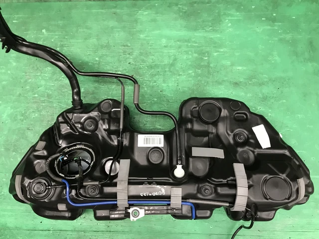 MERCEDES E CLASS W213 E220 Fuel Tank 2.0 Cdi Diesel 2134706100 2016 ...