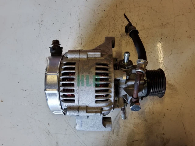 LAND ROVER DISCOVERY 2 & Defender Td5 Alternator & Vac Pump ERR6999 £64 ...