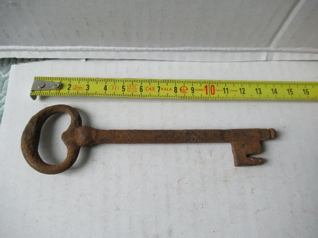 ANCIEN CLE CLEF Antique Old Key Alter Schlüssel Vecchia Chiave Llave ...