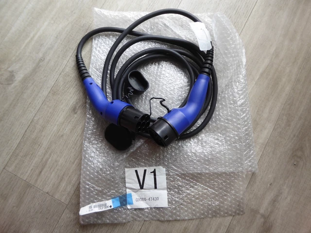 GENUINE TOYOTA Prius Lexus Ux Station Charging Cable Type 2 Charger ...