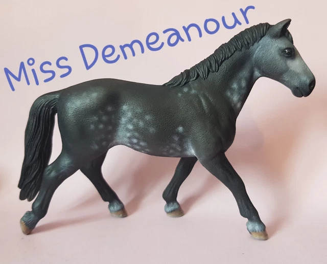 SCHLEICH MODEL HORSE Custom - Hanoverian Mare Repaint Resculpt £25.00 ...