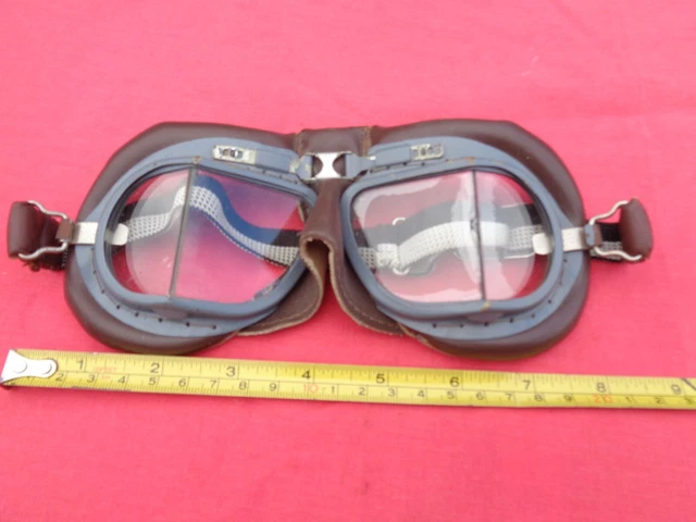 WW2 POST WAR RAF Fighter Pilot Flying Goggles. Spitfire, Hurricane etc ...