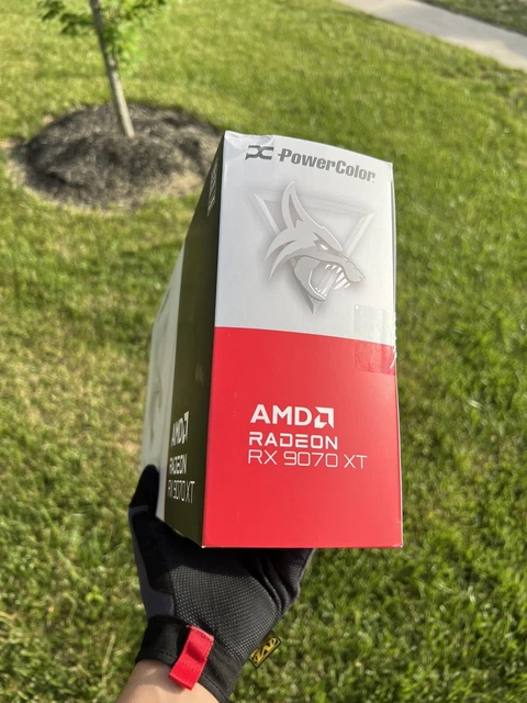 POWERCOLOR RX 9070 XT Hellhound Spectral White 16GB PCIe 5.0 OC GPU IN ...