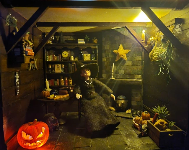 Ooak Witch Halloween Spooky Diorama Book Nook 12th Scale Dollhouse Room