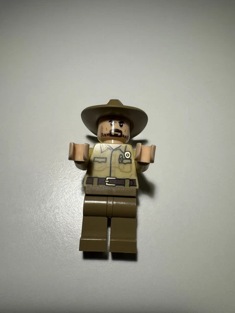 LEGO STRANGER THINGS Mini Figures From Set 75810 Jim Hopper £60.00 ...