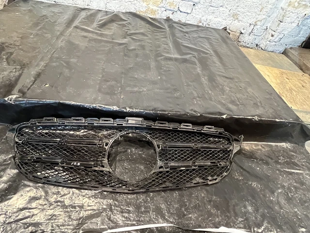 MERCEDES C CLASS W205 Front Bumper Grill A2058800183 2014-2018 £20.00 ...