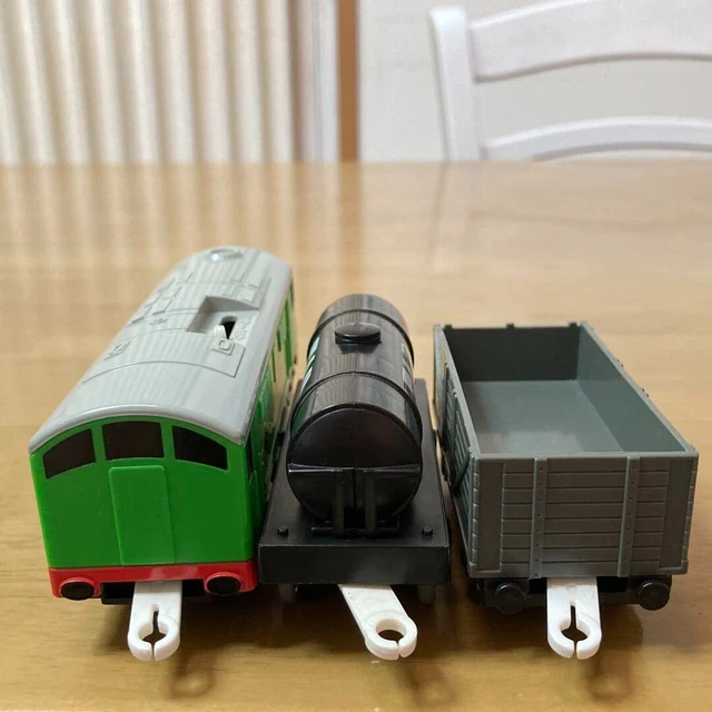 THOMAS & FRIENDS TOMY Plarail Trackmaster Boco Train TAR Tank ...