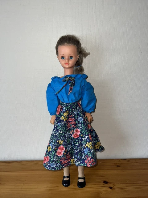 ROBE BLEU Fleurie CATHIE/ CATHY BELLA ROBE EN PRÉSENTATION EN 1978 EUR ...