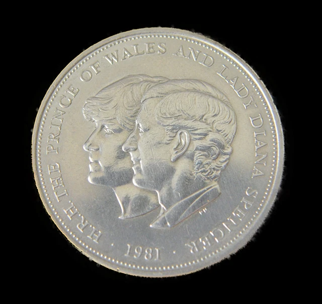 THE PRINCE OF Wales And Lady Diana Spencer Commemorative crown coin ...