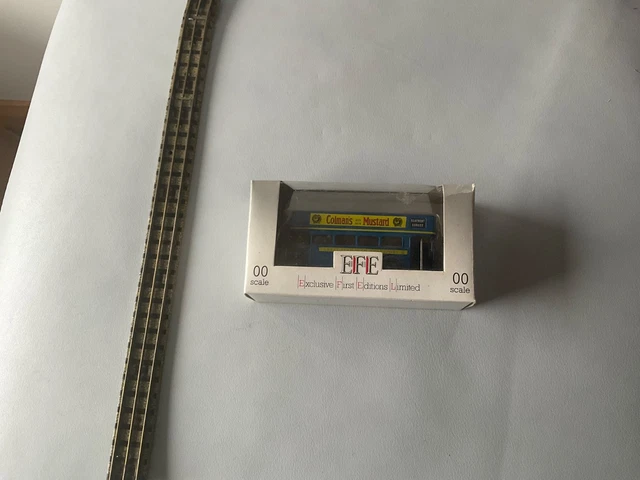 EFE 00 GAUGE model bus -Great Yarmouth- Sea front - blue open top £9.19 ...