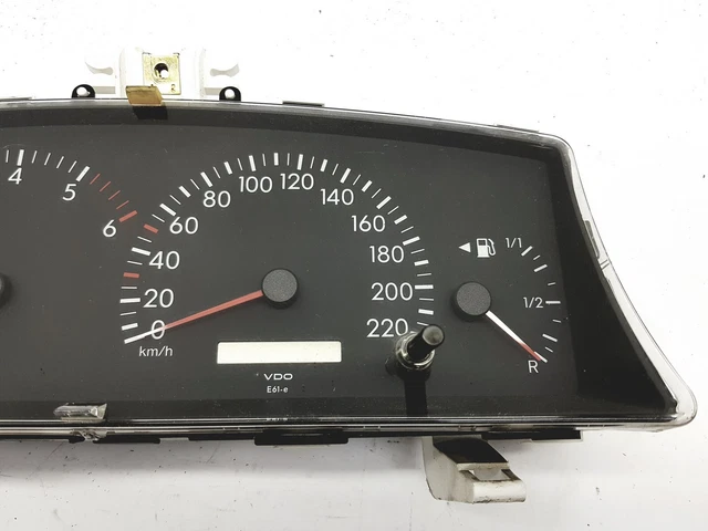 BLOC COMPTEURS VITESSE Toyota Corolla 83800-02810 58102 EUR 63,65 ...