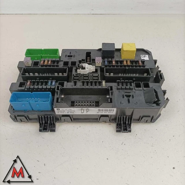 MODULE DE BOITE a fusibles 13181278 pour OPEL ASTRA 2004-2010 occasion ...