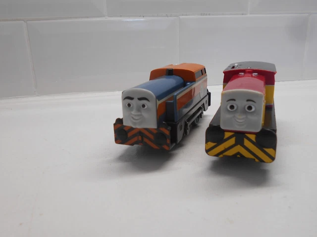 DART AND DEN thomas the tank engine tomy trackmaster battery trains £28 ...