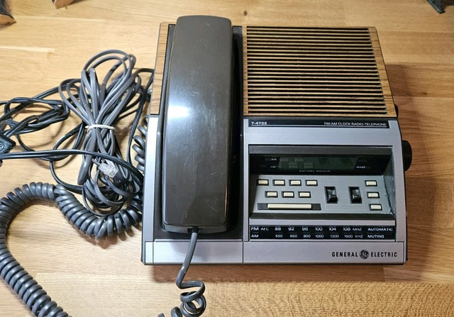 WORKING VINTAGE GENERAL Electric FM/AM Alarm Clock Radio Telephone ...