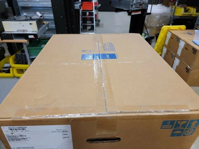 DELL EMC DISK Array Enclosure DAE SAS HDD 8x3.2TB SSD 17x600GB $8,950. ...