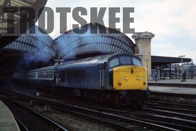 35MM SLIDE BR British Railways Diesel Loco Class 45 45147 York 1984 ...