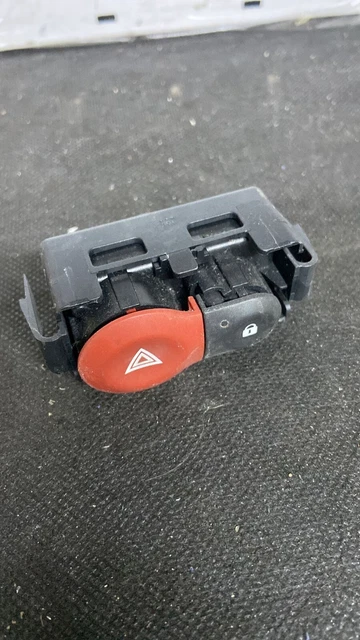 RENAULT CLIO HAZARD Warning Light Switch 8200214896A EUR 17,59 ...