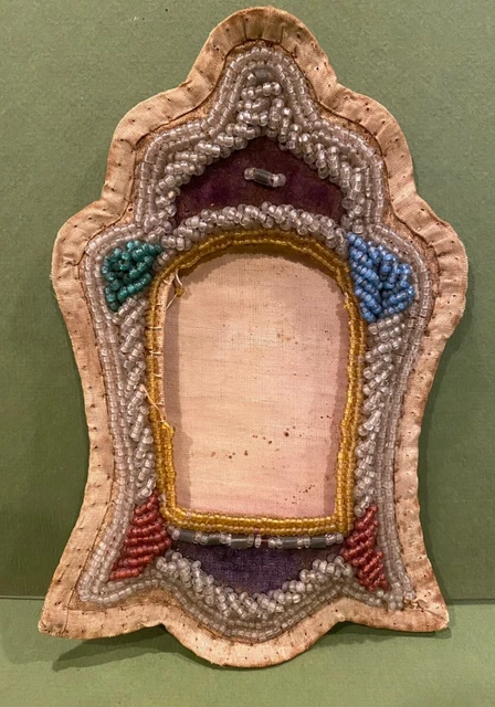 ANTIQUE NATIVE AMERICAN Iroquois Beadwork Beaded Picture Frame As Is £ ...