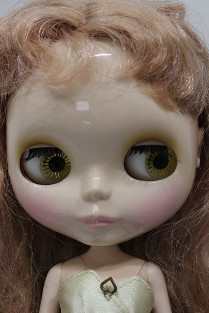 POUPÉE NEO BLYTHE coeur de Montmartre adorable jouet pour enfants pour collec... EUR 377,84 ...