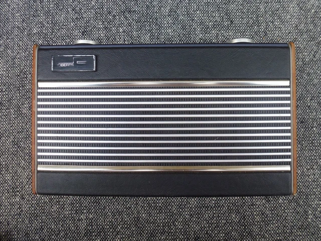 VINTAGE ROBERTS TRANSISTOR Radio .Model R24 VHS/ M/ L Wave . £35.00 ...