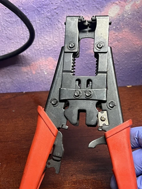 MISSING MIDDLE BOLT SCREW -Compression Tool 3-in-1 For F RCA & BNC $5. ...