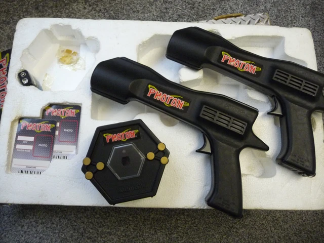 VINTAGE PHOTON LASER Tag shooting target game; cool retro target shoot ...
