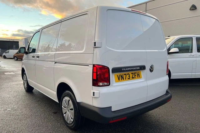 2023 VOLKSWAGEN TRANSPORTER T30 SWB Diesel 2.0 TDI 150 Startline Van ...