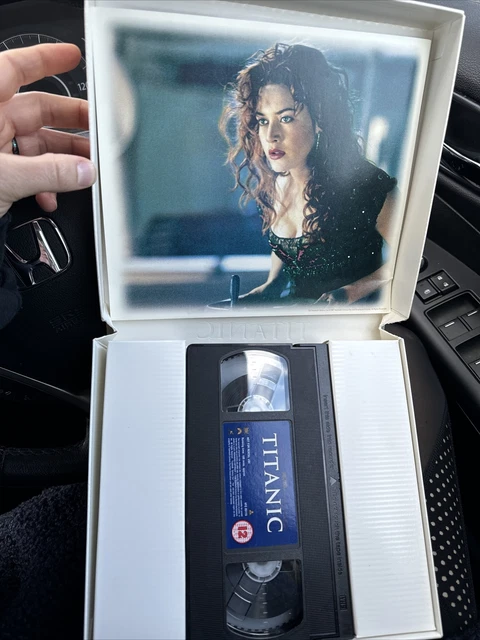 TITANIC (VHS/SH, 1998) Collectors, With One Card £0.99 - PicClick UK