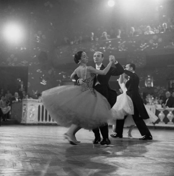 BRITISH BALLROOM DANCING team Bill & Bobbie Irvine during their- 1963 ...