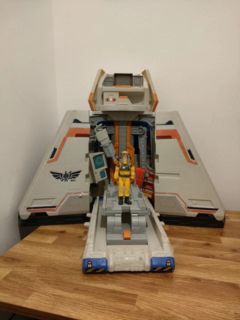 DISNEY & PIXAR Buzz Lightyear Ultimate Star Command Base Interactive ...