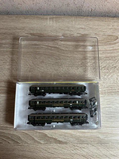MINITRIX SPUR N 15758 Wagenset Ferienexpress Personenwagen OVP EUR 80 ...