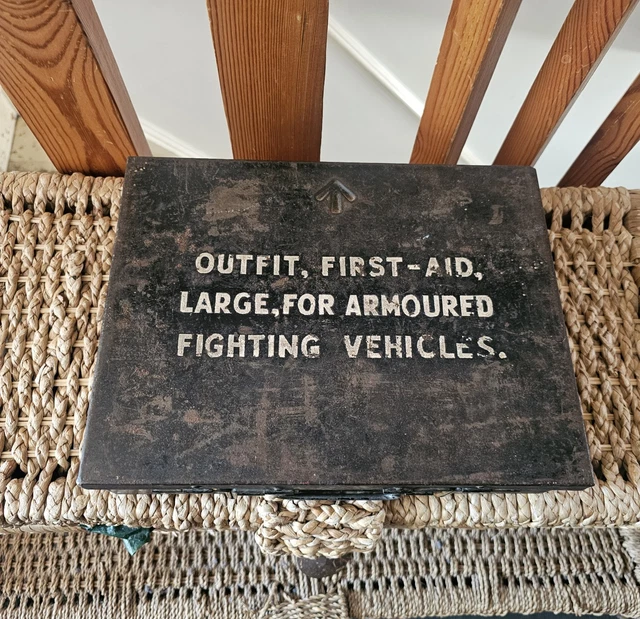 WW2 BRITISH VEHICLE First AID Metal Box £52.72 - PicClick UK