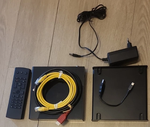 DÉCODEUR TV HD 4K SFR Plus STB7 + Disque dur EUR 40,00 - PicClick FR