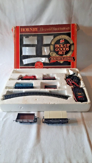 HORNBY..&GOODS PICK UP Set"..R.550..Complete With Extra Rolling Stock ...