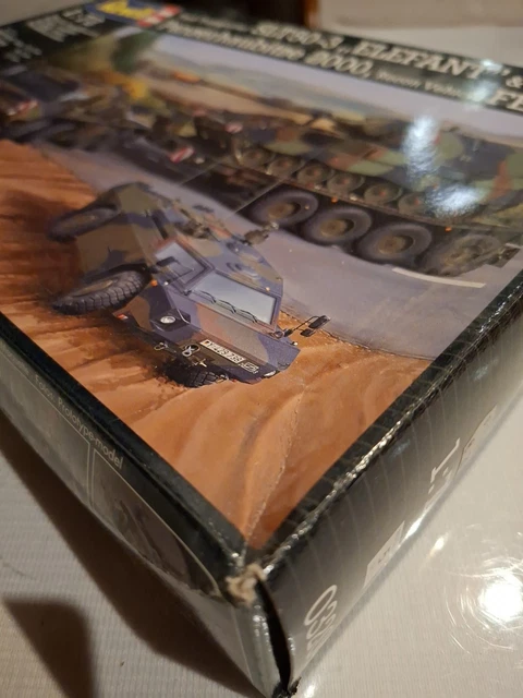 REVELL 1:72 03204 Panzer Transporter SLT50-3 SaAnh.52t. Panzerhaubitze ...