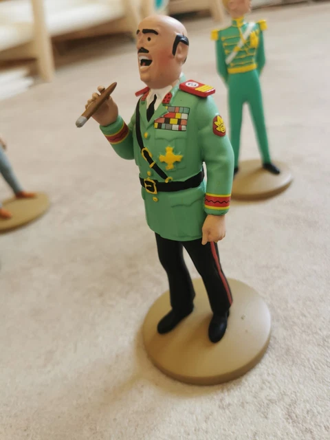 FIGURINE TINTIN COLLECTION officielle, General Tapioca EUR 2,50 ...