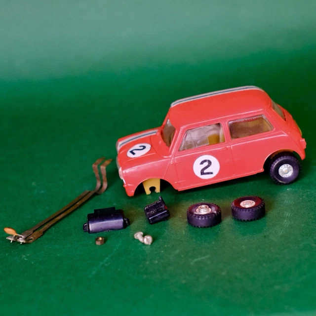 SCALEXTRIC TRIANG C76 Austin Mini Cooper Red FWD 1:32 Scale Slot Car No ...