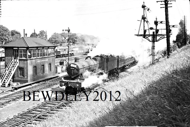 NEGATIVE 35MM GWR 6924 "GRANTLEY HALL" PASSES CHELTENHAM SPA SIGNAL BOX ...