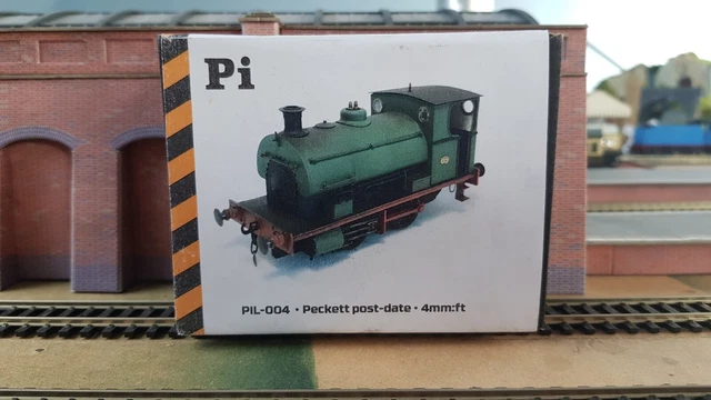 OO GAUGE NARROW Planet Peckett Kit - Day Out with Thomas Percy £31.88 ...