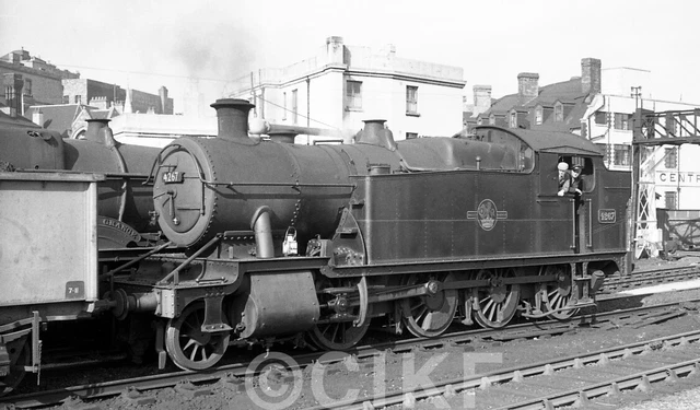 RAILWAY B/W Negative 35mm GWR train headboard Cardiff 1961. £4.95 ...