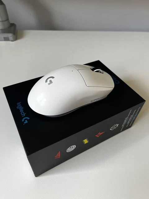 LOGITECH G PRO X Superlight Wireless Gaming Mouse - White (V1) £59.99 ...