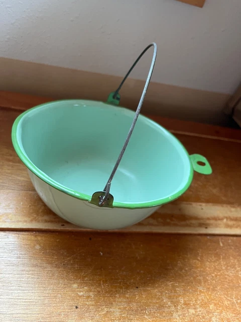VINTAGE SMALL GREEN Enamel Metal Handled Bowl Bucket Dish - 3 inches ...
